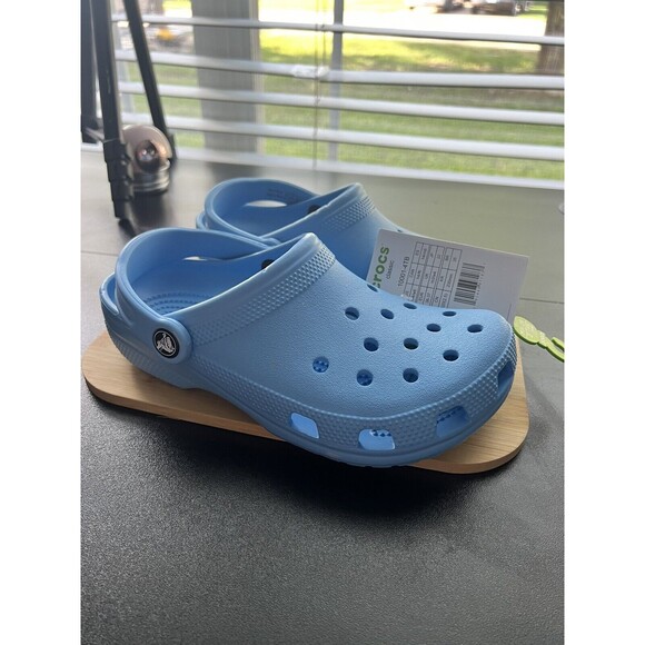 CROCS | Shoes | Nwt Crocs Classic Clogs Adult Light Blue Mens 4 Womens ...